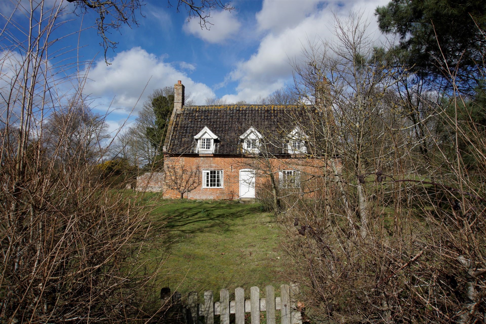 Locations Hub - Great Dingle Farm