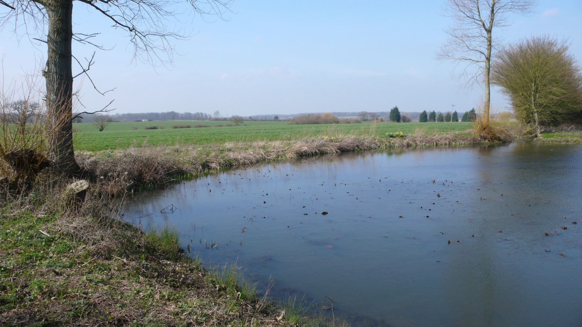 Locations Hub - Hillhouse Farm - Cookley Lake