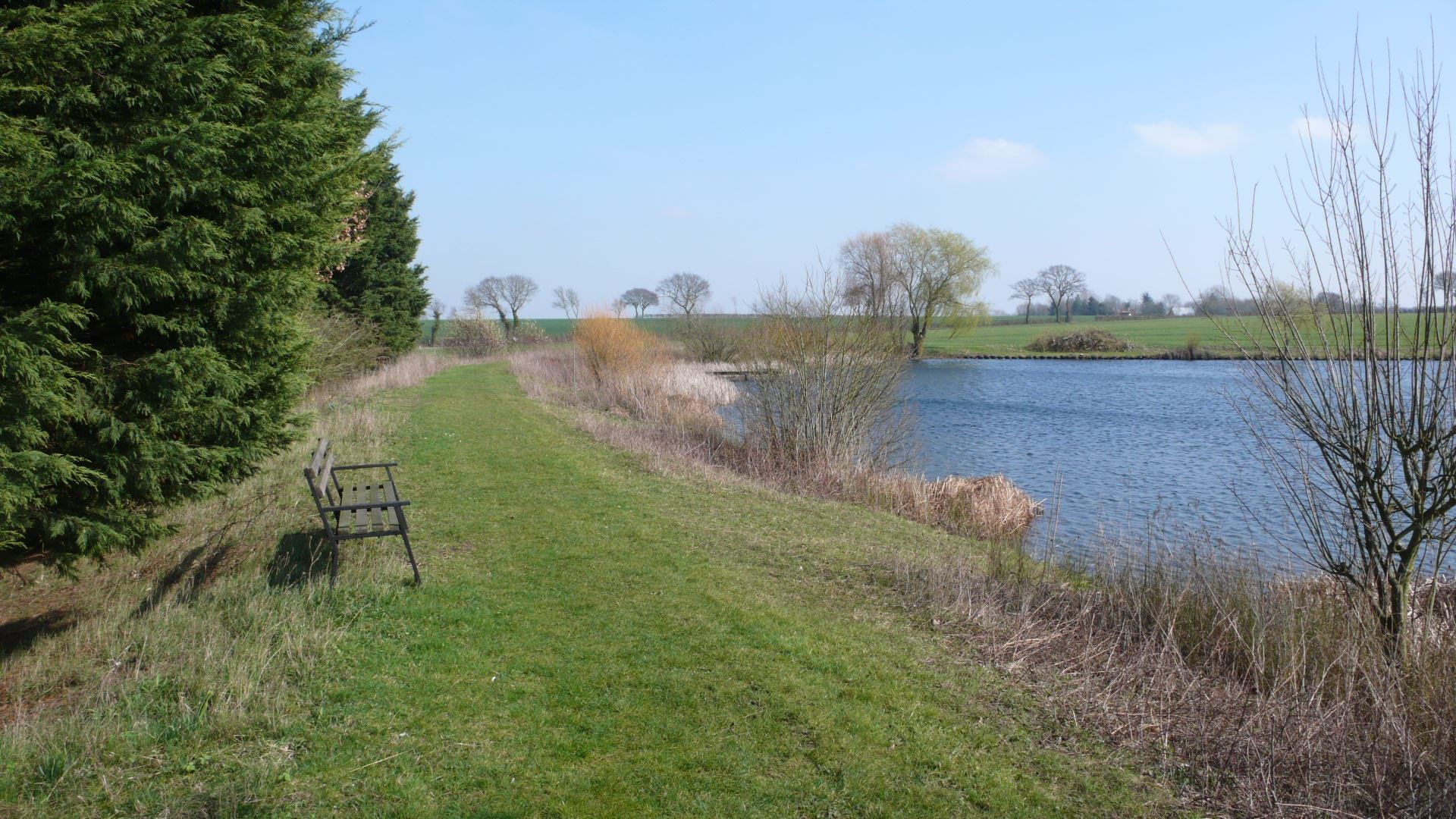 Locations Hub - Hillhouse Farm - Cookley Lake